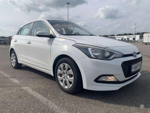 Balts Hyundai i20 2017 Viļņa, ar dzinēja tilpumu 1.25 L un nobraukumu 127 tūkst. km par 7700 €, foto 4 vietnē AUTOMOTO.COM.LV