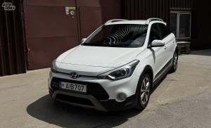 White Hyundai i20 2017 in Vilnius, with an engine capacity of 0.90 L and mileage of 107 thousand km for 7800 €, photo  on AUTOMOTO.COM.LV