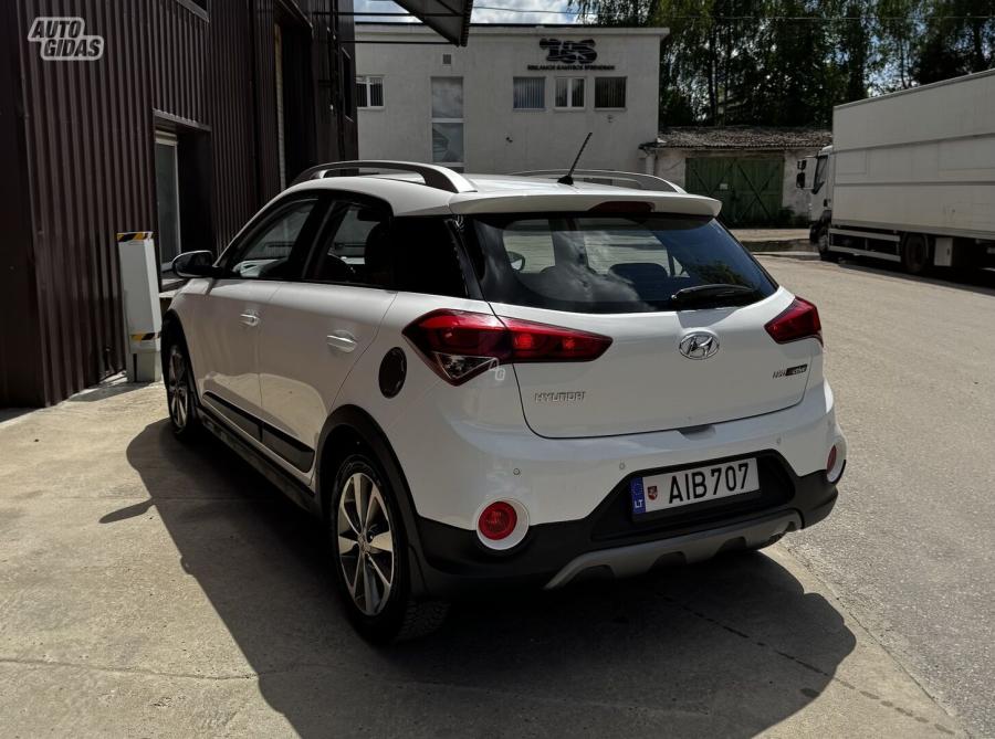 Balts Hyundai i20 2017 Viļņa, ar dzinēja tilpumu 0.90 L un nobraukumu 107 tūkst. km par 7800 €, foto 7 vietnē AUTOMOTO.COM.LV