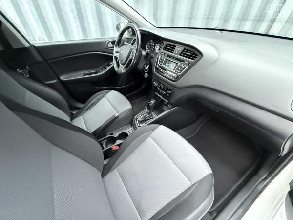 Balts Hyundai i20 2018 Viļņa, ar dzinēja tilpumu 1.40 L un nobraukumu 182 tūkst. km par 6900 €, foto 7 vietnē AUTOMOTO.COM.LV