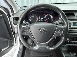 White Hyundai i20 2018 in Vilnius, with an engine capacity of 1.40 L and mileage of 182 thousand km for 6900 €, photo 9 on AUTOMOTO.COM.LV