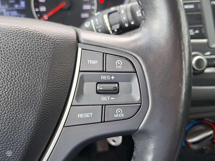 Balts Hyundai i20 2018 Viļņa, ar dzinēja tilpumu 1.25 L un nobraukumu 127 tūkst. km par 6500 €, foto 19 vietnē AUTOMOTO.COM.LV