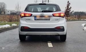White Hyundai i20 2019 in Kaunas, with an engine capacity of 1.00 L and mileage of 200 thousand km for 5499 €, photo 5 on AUTOMOTO.COM.LV