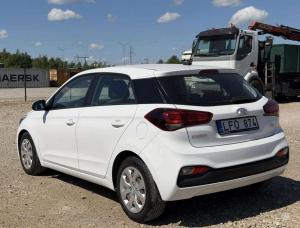 White Hyundai i20 2019 in Siauliai, with an engine capacity of 1.00 L and mileage of 148 thousand km for 8300 €, photo 9 on AUTOMOTO.COM.LV
