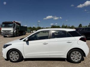White Hyundai i20 2019 in Siauliai, with an engine capacity of 1.00 L and mileage of 148 thousand km for 8300 €, photo 10 on AUTOMOTO.COM.LV