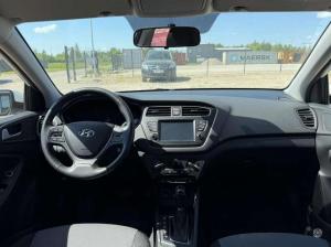 White Hyundai i20 2019 in Siauliai, with an engine capacity of 1.00 L and mileage of 148 thousand km for 8300 €, photo 14 on AUTOMOTO.COM.LV