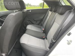Balts Hyundai i20 2019 Rīga, ar dzinēja tilpumu 1.30 L un nobraukumu 125 tūkst. km par 5900 €, foto 13 vietnē AUTOMOTO.COM.LV