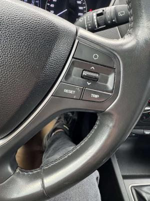 White Hyundai i20 2019 in Telschi, with an engine capacity of 1.20 L and mileage of 186 thousand km for 5300 €, photo 27 on AUTOMOTO.COM.LV