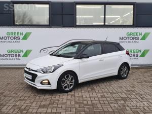 White Hyundai i20 2020 in Riga, with an engine capacity of 1.00 L and mileage of 143 thousand km for 8900 €, photo  on AUTOMOTO.COM.LV
