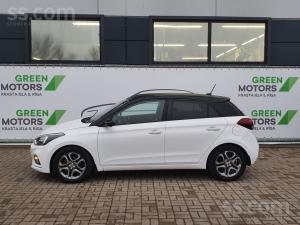 White Hyundai i20 2020 in Riga, with an engine capacity of 1.00 L and mileage of 143 thousand km for 8900 €, photo 3 on AUTOMOTO.COM.LV