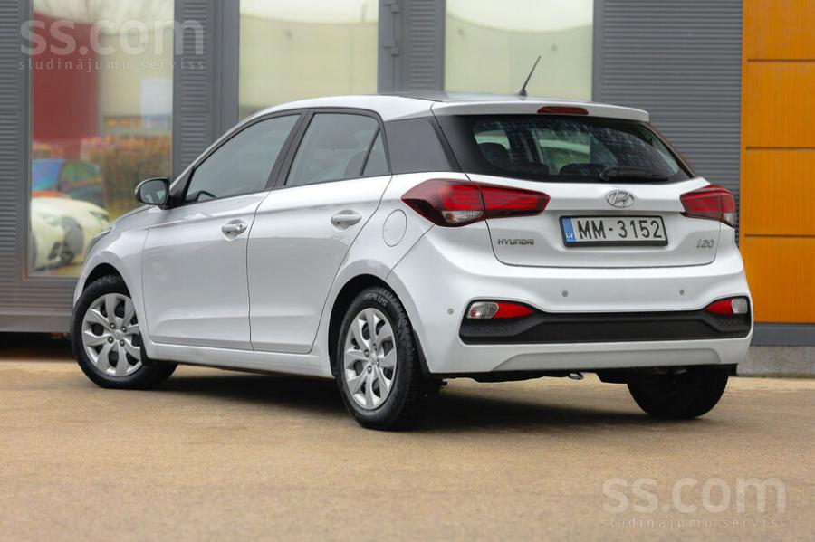 Balts Hyundai i20 2020 Jelgava, ar dzinēja tilpumu 1.00 L un nobraukumu 236 tūkst. km par 6490 €, foto 5 vietnē AUTOMOTO.COM.LV