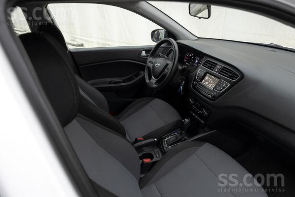 Balts Hyundai i20 2020 Jelgava, ar dzinēja tilpumu 1.00 L un nobraukumu 236 tūkst. km par 6490 €, foto 8 vietnē AUTOMOTO.COM.LV