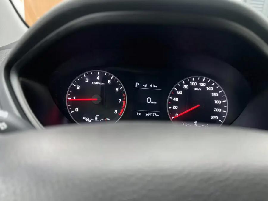 Balts Hyundai i20 2020 Jelgava, ar dzinēja tilpumu 1.00 L un nobraukumu 264 tūkst. km par 5990 €, foto 14 vietnē AUTOMOTO.COM.LV