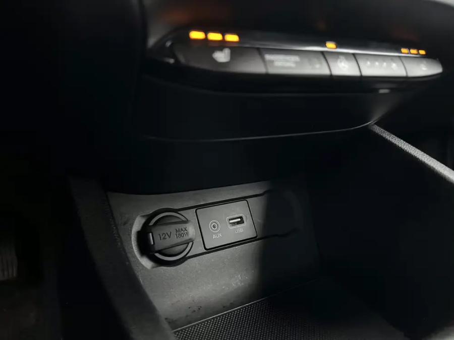 Balts Hyundai i20 2020 Jelgava, ar dzinēja tilpumu 1.00 L un nobraukumu 264 tūkst. km par 5990 €, foto 16 vietnē AUTOMOTO.COM.LV
