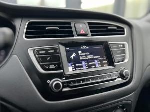 Balts Hyundai i20 2020 Jelgava, ar dzinēja tilpumu 1.00 L un nobraukumu 264 tūkst. km par 5990 €, foto 20 vietnē AUTOMOTO.COM.LV