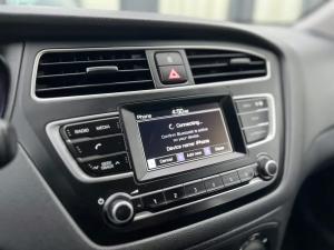 Balts Hyundai i20 2020 Jelgava, ar dzinēja tilpumu 1.00 L un nobraukumu 264 tūkst. km par 5990 €, foto 21 vietnē AUTOMOTO.COM.LV