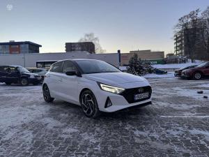 Balts Hyundai i20 2021 Viļņa, ar dzinēja tilpumu 1.00 L un nobraukumu 54 tūkst. km par 13500 €, foto 2 vietnē AUTOMOTO.COM.LV