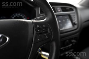 White Hyundai i20 2021 in Jelgava, with an engine capacity of 1.00 L and mileage of 257 thousand km for 6790 €, photo 17 on AUTOMOTO.COM.LV