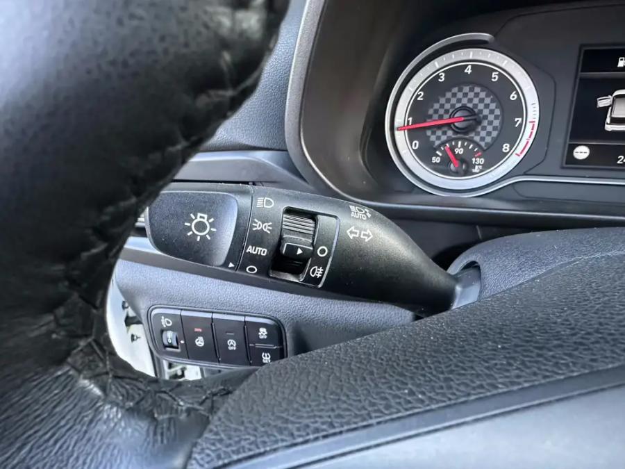 Balts Hyundai i20 2021 Rīga, ar dzinēja tilpumu 1.20 L un nobraukumu 25 tūkst. km par 10900 €, foto 32 vietnē AUTOMOTO.COM.LV