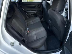 Balts Hyundai i20 2021 Rīga, ar dzinēja tilpumu 1.20 L un nobraukumu 25 tūkst. km par 10900 €, foto 34 vietnē AUTOMOTO.COM.LV