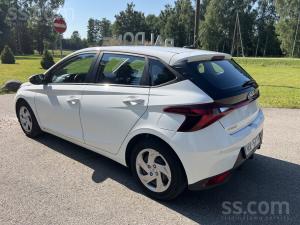 Balts Hyundai i20 2021 Rīga, ar dzinēja tilpumu 1.20 L un nobraukumu 110 tūkst. km par 9700 €, foto 7 vietnē AUTOMOTO.COM.LV