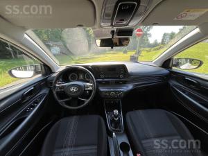 Balts Hyundai i20 2021 Rīga, ar dzinēja tilpumu 1.20 L un nobraukumu 110 tūkst. km par 9700 €, foto 8 vietnē AUTOMOTO.COM.LV