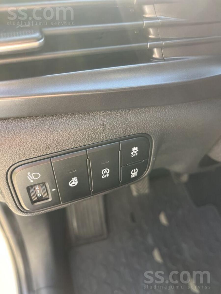 Balts Hyundai i20 2021 Rīga, ar dzinēja tilpumu 1.20 L un nobraukumu 110 tūkst. km par 9700 €, foto 13 vietnē AUTOMOTO.COM.LV