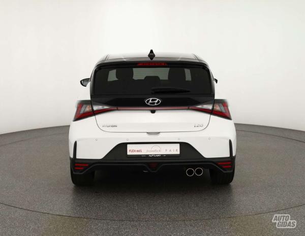 White Hyundai i20 2022 in Kaunas, with an engine capacity of 1.00 L and mileage of 47 thousand km for 22349 €, photo 4 on AUTOMOTO.COM.LV