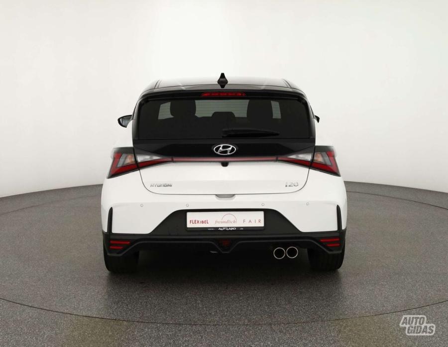 White Hyundai i20 2022 in Kaunas, with an engine capacity of 1.00 L and mileage of 47 thousand km for 22349 €, photo 4 on AUTOMOTO.COM.LV