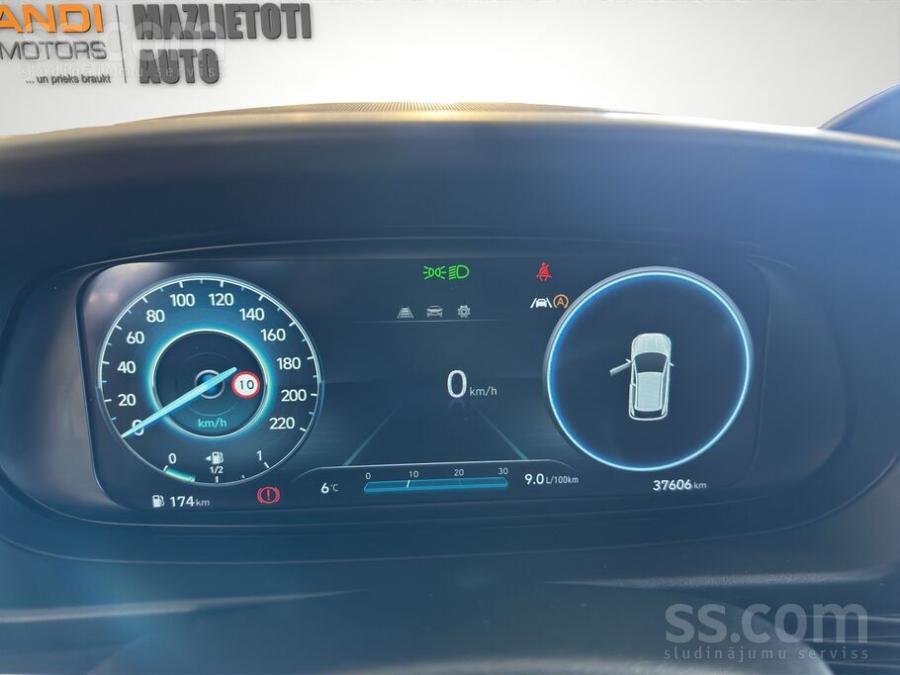 White Hyundai i20 2022 in Riga, with an engine capacity of 1.00 L and mileage of 38 thousand km for 12990 €, photo 12 on AUTOMOTO.COM.LV