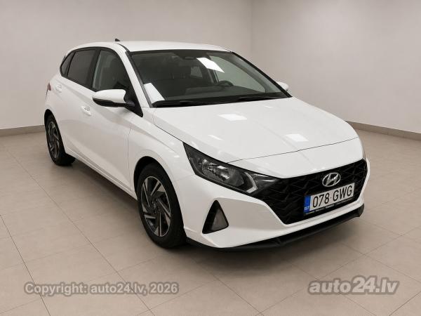 Balts Hyundai i20 2022 Tartu, ar dzinēja tilpumu 1.00 L un nobraukumu 97 tūkst. km par 9978 €, foto  vietnē AUTOMOTO.COM.LV