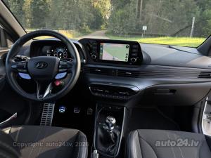 Белый Хендай и20 2023 в Рига, объемом двигателя 1.60 л и пробегом 42 тыс. км за 27000 €, фото 12 на AUTOMOTO.COM.LV