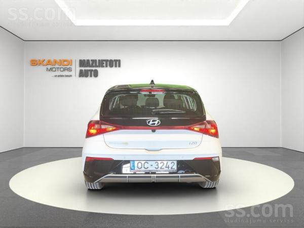White Hyundai i20 2025 in Riga, with an engine capacity of 1.00 L and mileage of 33 thousand km for 15990 €, photo 5 on AUTOMOTO.COM.LV