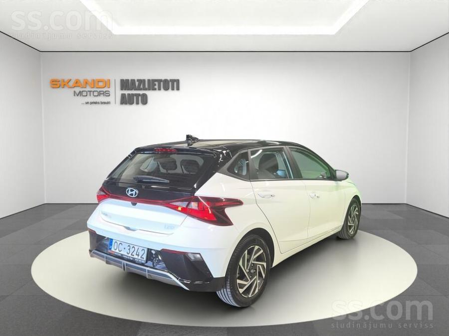 Balts Hyundai i20 2025 Rīga, ar dzinēja tilpumu 1.00 L un nobraukumu 33 tūkst. km par 15990 €, foto 7 vietnē AUTOMOTO.COM.LV