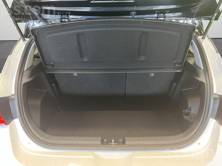 Balts Hyundai i20 2025 Rīga, ar dzinēja tilpumu 1.00 L un nobraukumu 33 tūkst. km par 15990 €, foto 19 vietnē AUTOMOTO.COM.LV
