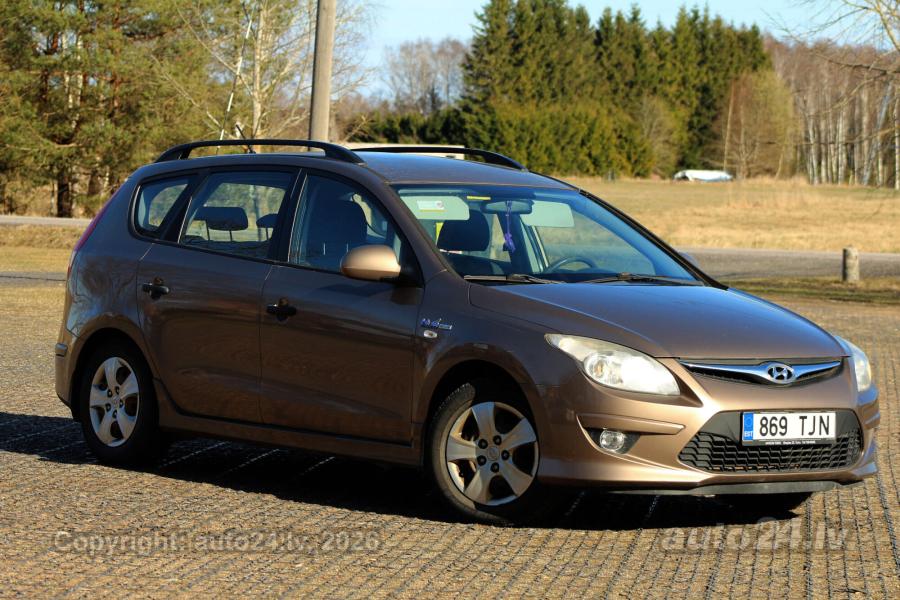 Beige Hyundai i30 2012 in Tartu, with an engine capacity of 1.40 L and mileage of 237 thousand km for 1999 €, photo 1 on AUTOMOTO.COM.LV