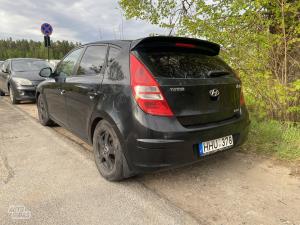 Melns Hyundai i30 2007 Viļņa, ar dzinēja tilpumu 1.60 L un nobraukumu 243 tūkst. km par 550 €, foto 7 vietnē AUTOMOTO.COM.LV