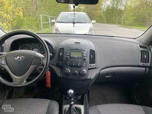 Melns Hyundai i30 2007 Viļņa, ar dzinēja tilpumu 1.60 L un nobraukumu 243 tūkst. km par 550 €, foto 8 vietnē AUTOMOTO.COM.LV