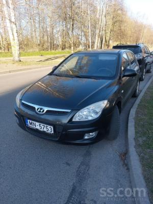 Черный Хендай i30 2007 в Рига, объемом двигателя 1.60 л и пробегом 393 тыс. км за 950 €, фото  на AUTOMOTO.COM.LV