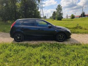 Melns Hyundai i30 2007 Viļņa, ar dzinēja tilpumu 1.58 L un nobraukumu 320 tūkst. km par 500 €, foto 9 vietnē AUTOMOTO.COM.LV