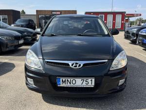 Черный Хендай i30 2007 в Вильнюс, объемом двигателя 1.58 л и пробегом 347 тыс. км за 1590 €, фото 6 на AUTOMOTO.COM.LV
