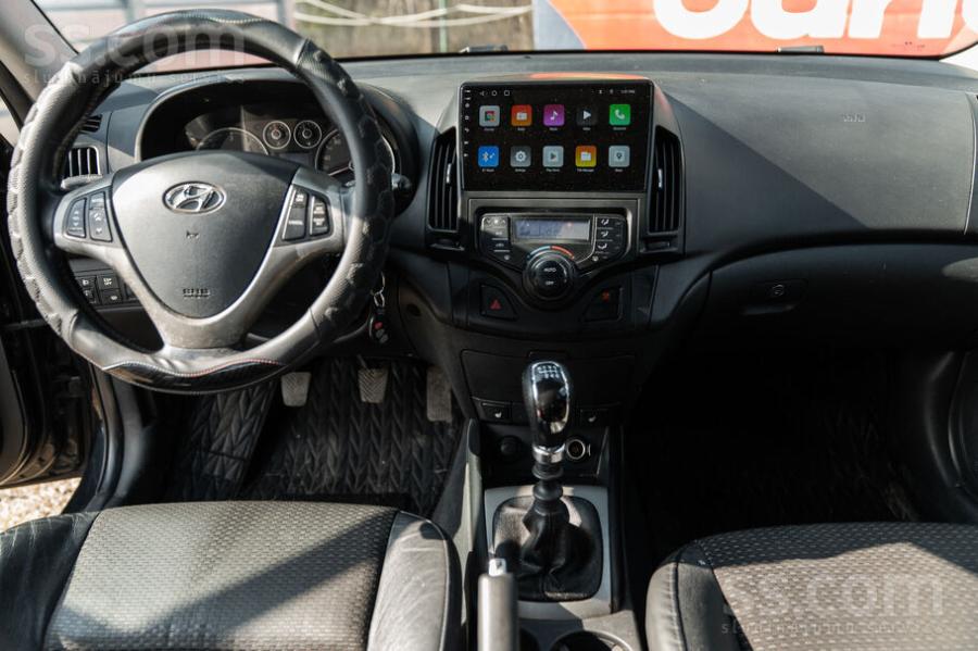 Черный Хендай i30 2008 в Рига, объемом двигателя 2.00 л и пробегом 267 тыс. км за 1400 €, фото 7 на AUTOMOTO.COM.LV