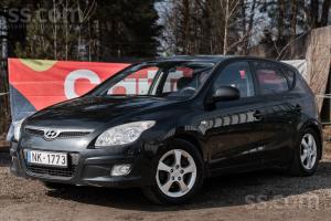 Black Hyundai i30 2008 in Riga, with an engine capacity of 2.00 L and mileage of 267 thousand km for 1400 €, photo  on AUTOMOTO.COM.LV