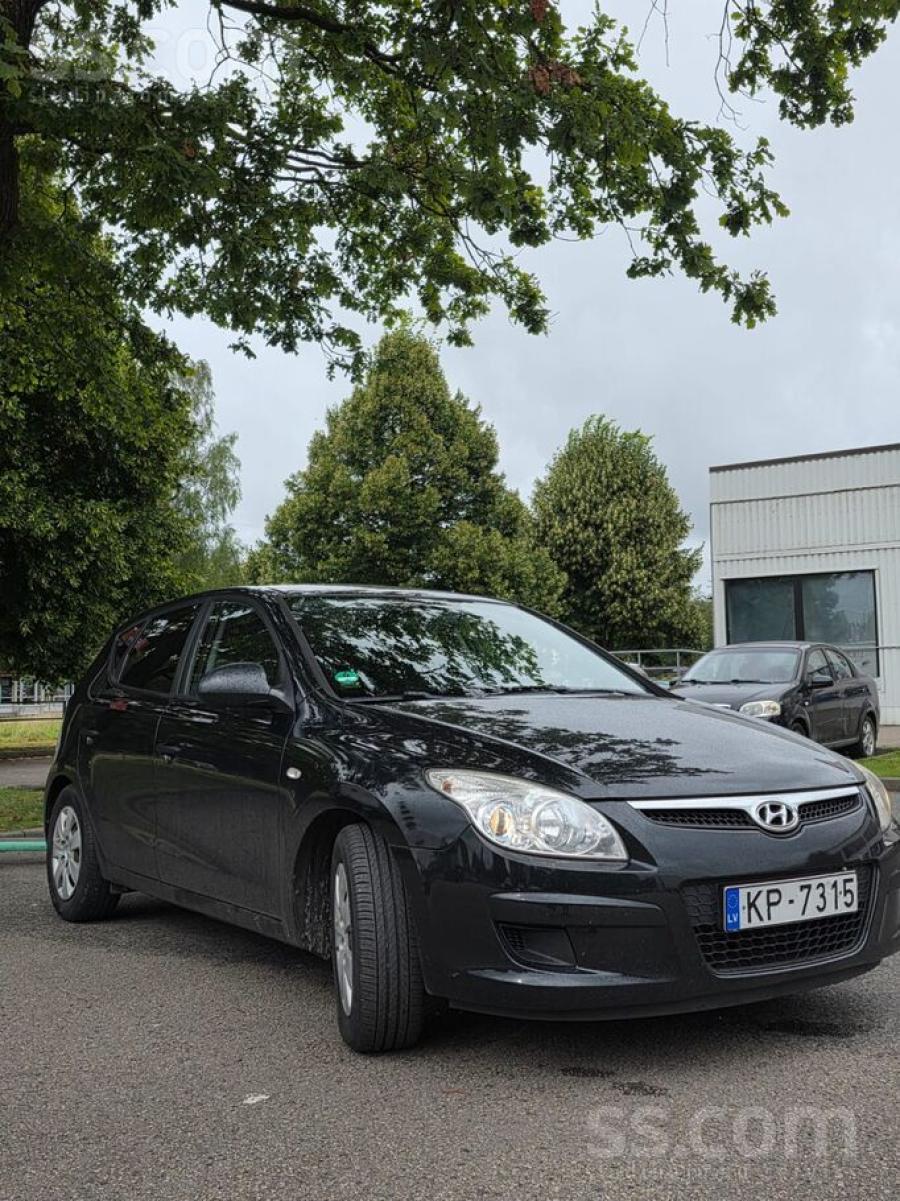 Melns Hyundai i30 2008 Rīga, ar dzinēja tilpumu 1.40 L un nobraukumu 146 tūkst. km par 2850 €, foto 8 vietnē AUTOMOTO.COM.LV