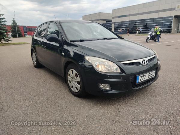 Melns Hyundai i30 2008 Tartu, ar dzinēja tilpumu 1.40 L un nobraukumu 166 tūkst. km par 2650 €, foto 1 vietnē AUTOMOTO.COM.LV