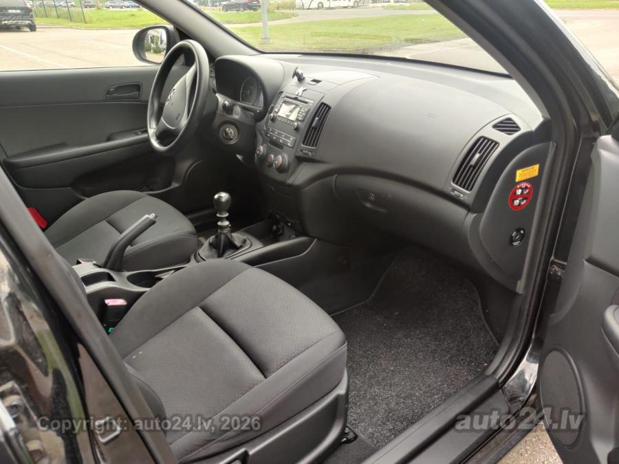 Черный Хендай i30 2008 в Тарту, объемом двигателя 1.40 л и пробегом 166 тыс. км за 2650 €, фото 5 на AUTOMOTO.COM.LV