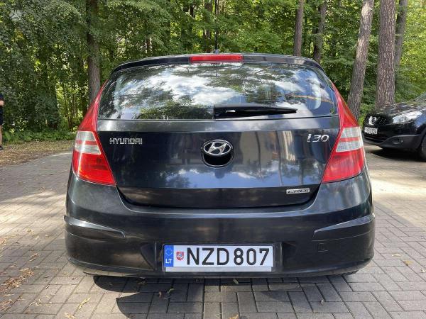 Черный Хендай i30 2008 в Бирштонас, объемом двигателя 1.60 л и пробегом 300 тыс. км за 3090 €, фото 7 на AUTOMOTO.COM.LV