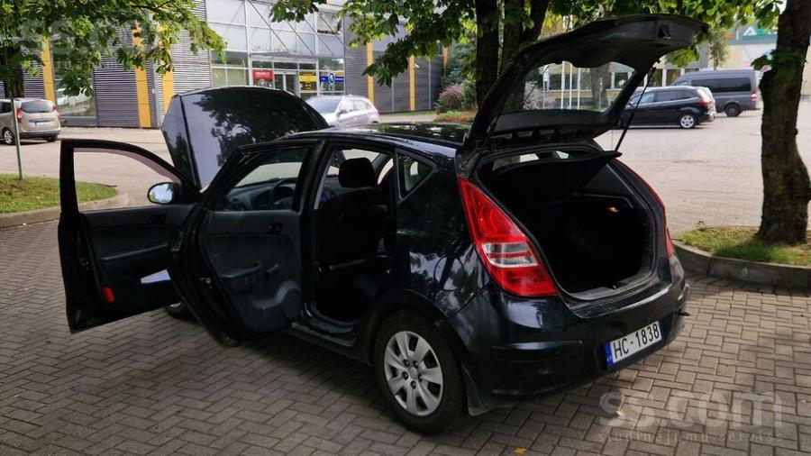 Melns Hyundai i30 2008 Rīga, ar dzinēja tilpumu 1.40 L un nobraukumu 0 tūkst. km par 770 €, foto 14 vietnē AUTOMOTO.COM.LV