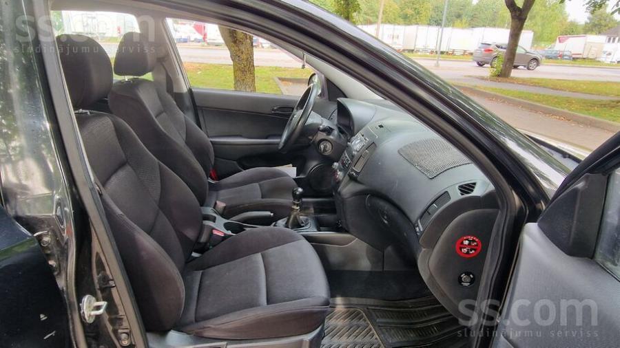 Melns Hyundai i30 2008 Rīga, ar dzinēja tilpumu 1.40 L un nobraukumu 0 tūkst. km par 770 €, foto 20 vietnē AUTOMOTO.COM.LV
