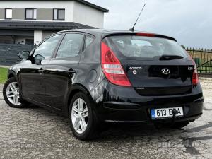 Melns Hyundai i30 2008 Tartu, ar dzinēja tilpumu 1.60 L un nobraukumu 194 tūkst. km par 2499 €, foto 3 vietnē AUTOMOTO.COM.LV
